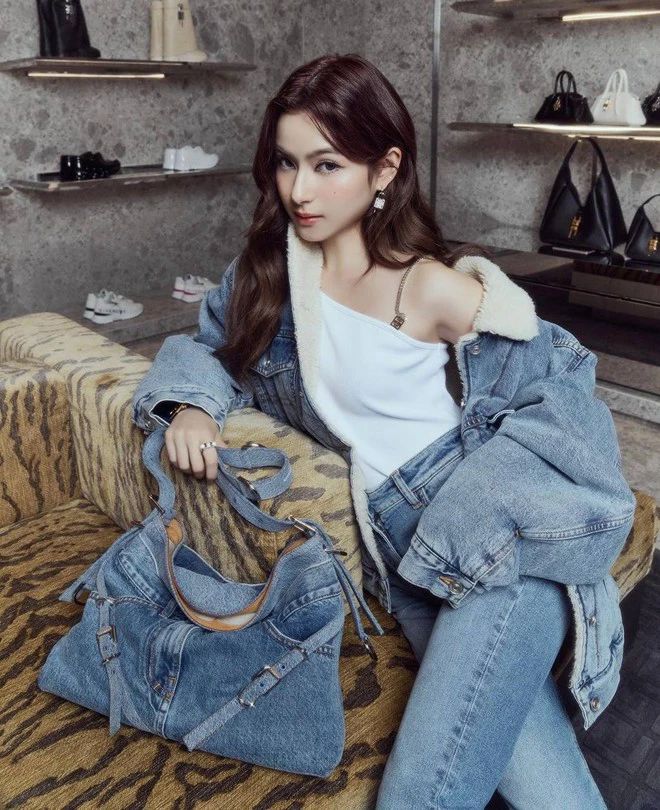 Ngắm visual đẹp mê hồn của sao Thái 2k4 Prim Chanikarn