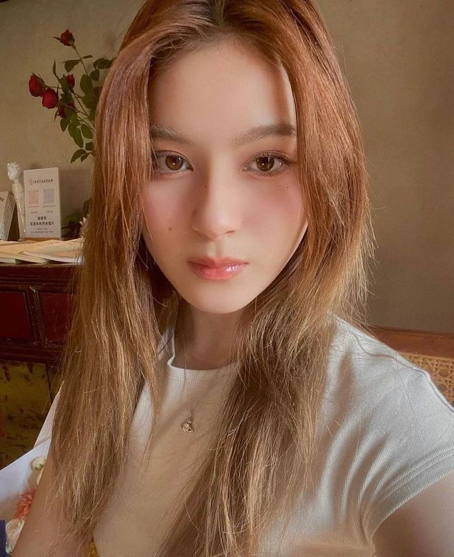 Ngắm visual đẹp mê hồn của sao Thái 2k4 Prim Chanikarn